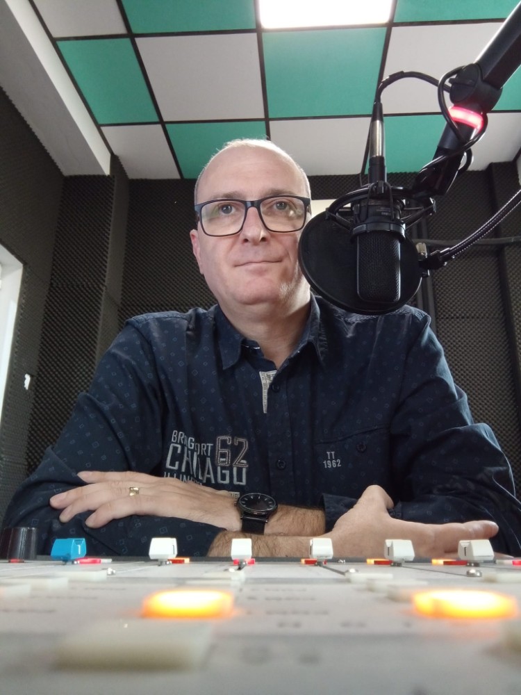 Radio Focus Online - Radio de acasă